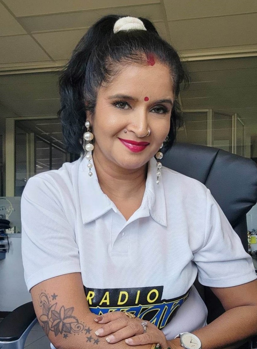 Steamed Custard Buns - Radio Sargam