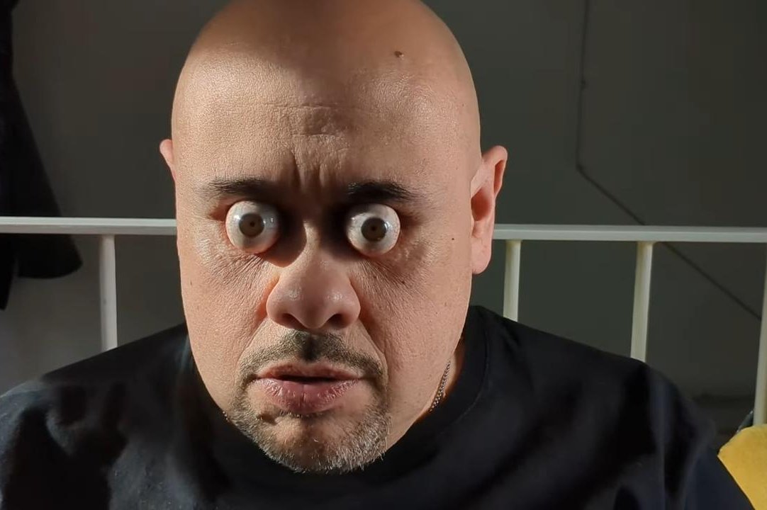 Uruguay man’s eye-popping trick earns him a world record - Radio Sargam